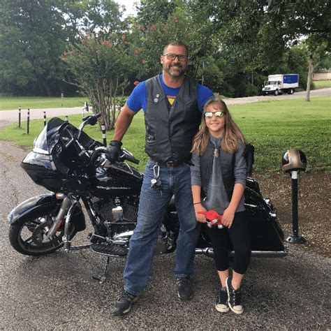 Robert Carpenter Headshot Total Rider