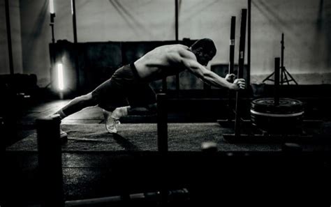 Hypertrophy Rep Range How Many Reps Sets For Muscle Gain