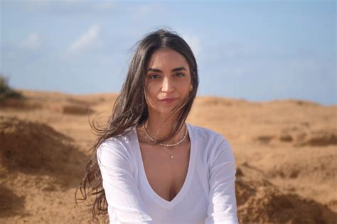 הטרגדיה שהכתה מחדש בזמרת עדי אברהמי ב 7 באוקטובר מגזין את