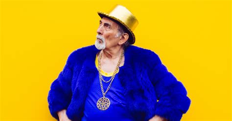 7 Fashion Choices That Instantly Signal Lower Middle Class Background To Others