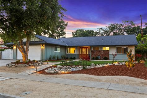 1285 Howard Street Upland Ca 91786 Is Under Contract Robert Shay