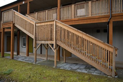 Industri And Ute Trapp Bergmoen