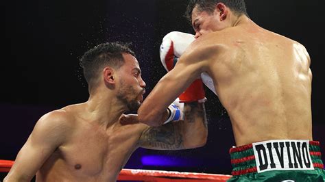 Rafael Espinoza Upsets Robeisy Ramirez With Shock Win To Become Wbo Featherweight World Champion