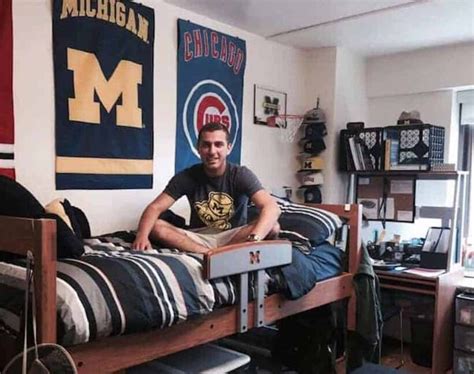 The Ultimate Dorm Room Ideas For Guys