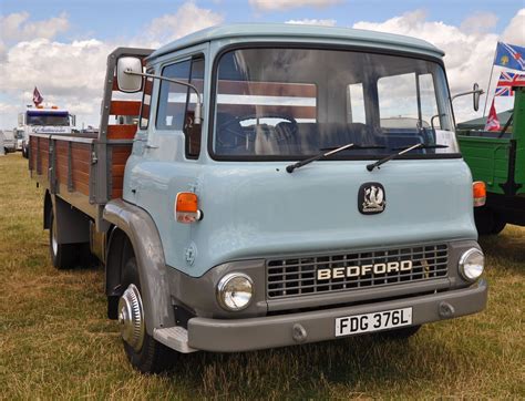 Bedford Tk Fdg 376l At West Oxon Steam And Vintage Show 2015 Bedford Ql