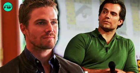 Most Awkward Photo Of All Time Henry Cavill Stephen Amell Pic Goes
