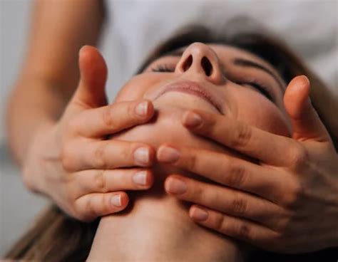 Neck Cracking And Massage Question And Answer