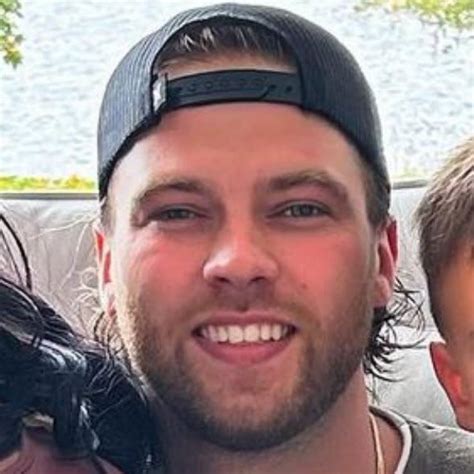 Cédric Charron Ced Charron • Threads Say More