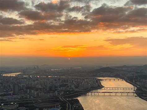 Lotte World Tower Dining In South Koreas Highest Restaurant Cnn