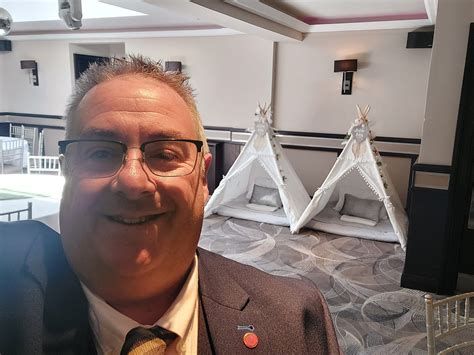 What Do Scott And Scott Cuthbertson Scotlands Magician Facebook