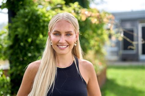 Til Middag Hos 2024 Se De 16 Deltagere Her Woman Dk