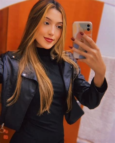 Isabella Isabellaluize • Instagram Photos And Videos
