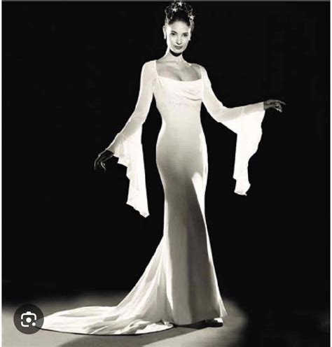 Ian Stuart Wedding Dress Save 76 Stillwhite