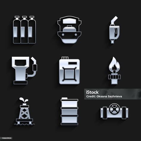 모터 오일 배럴 금속 파이프 및 밸브 화재 주유소 가솔린 펌프 노즐 및 산업용 실린더 탱크 아이콘이있는 오일 장비용 캐니스터 를 설정합니다 벡터 0명에 대한 스톡 벡터 아트