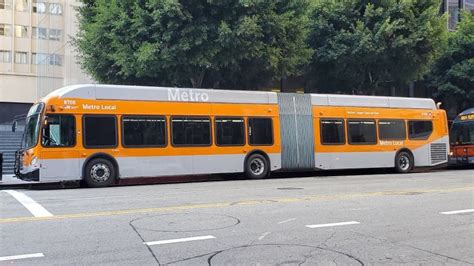 Metro Bus Yang Melayani Long Beach Jalur 460 Beroperasi Secara Express Antara Downtown Long