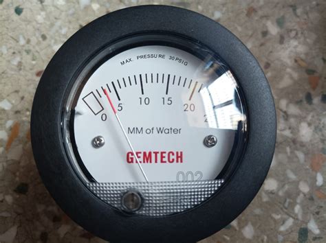 GEMTECH Mini Differential Pressure Gauge Range 0 25 INCH Suppliers Manufacturers Exporters