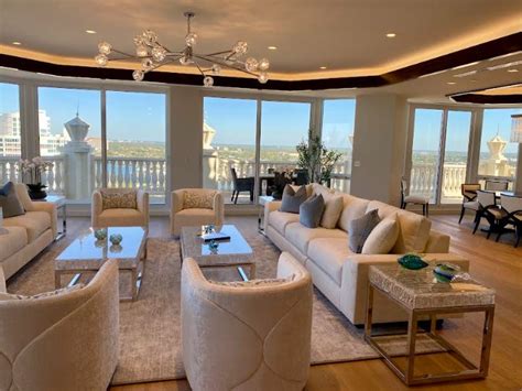 Brittany Penthouse 14 Naples Fl