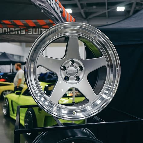 【楽天市場】【正規代理店】 Kansei Wheels Knp 5スポーク 1本 17インチ 18インチ 19インチ 8 5j 9j 9 5j
