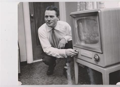 Actor Charles Mcgraw Born In Iowa Died After Fall Thru Glass Shower