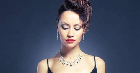 Threaded Vs Threadless Earrings Outfit Galore