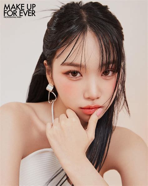 Le Sserafim Kim Chaewon Makeup Forever Make Up For Ever Makeup