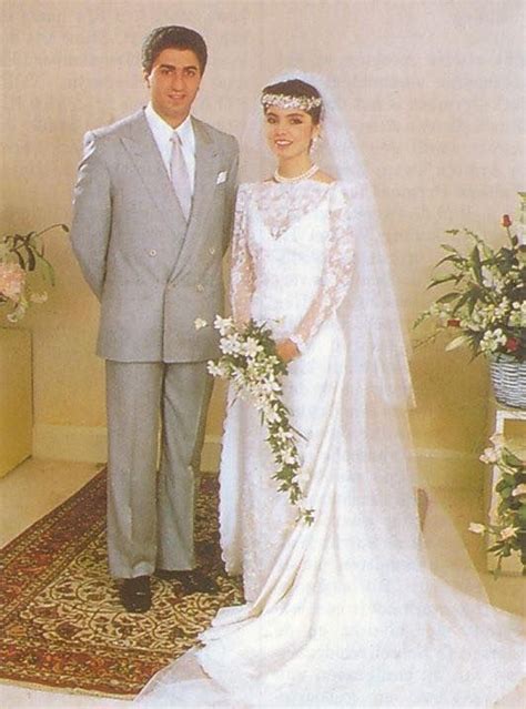 Anniversaire De Mariage De Reza Et Yasmine Diran Noblesse And Royautés Royal Wedding Dress