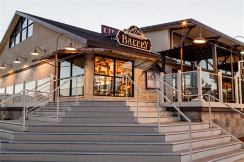 Sink Your Teeth Into Authentic German Pastries At Kohnens Country