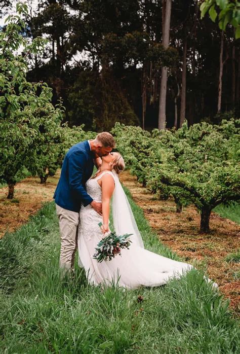 Abbey And Daniel Wedding Spreyton Cider Co