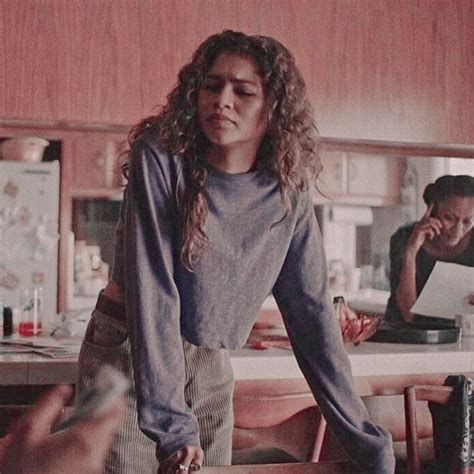 Rue Bennett Zendaya Fashion Clothes