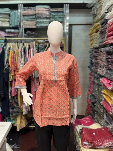 Ladies Kurti Printed Pintuck Tops Trader Wholesaler Distributor