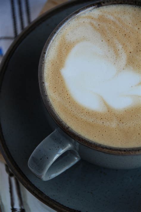 Безкоштовне стокове фото Froth Art ароматичний бариста блюдце вершковий гарячий напій