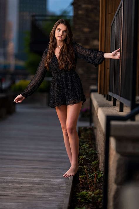 Waukesha Senior Pictures Senior Portrait Photographer 157 Senior