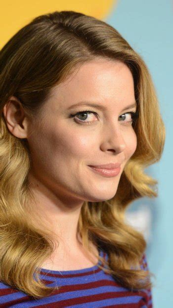 Gillian Jacobs Phone Wallpapers