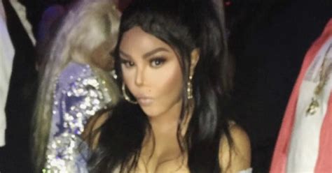 Rhymes With Snitch Celebrity And Entertainment News Lil Kim