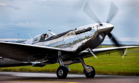 Silver Spitfire R Warwings