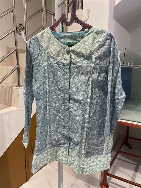 Batik Hijau Tosca Fesyen Wanita Pakaian Wanita Atasan Di Carousell