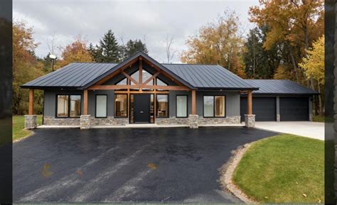 2080 Sqft Living Modern Farm House With 3 Bedrooms 2 Baths And 3