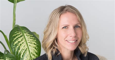 Tracy Torelli Of Clarity Therapy 5 Things Everyone Should Know About Postpartum Depression By