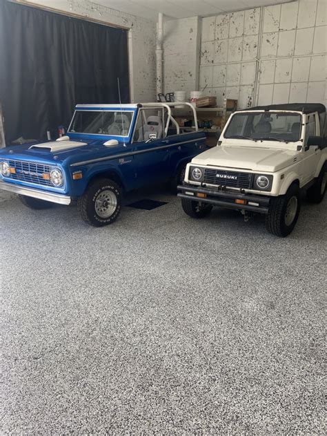 Mini Bronco Rsuzukisamurai