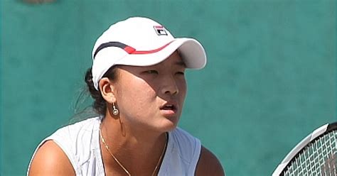 서브 기다리는 한성희