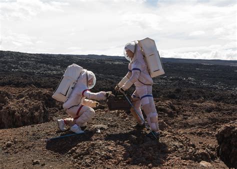 Spend 24 Hours On Mars—live Time