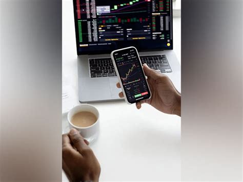 Us Labour Data Flashing Warning Signs Fed Rate Cut May Provide Some
