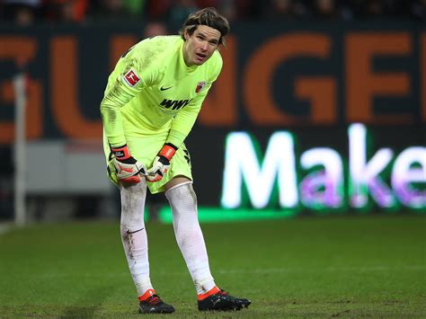 Perfekt Bvb Verpflichtet Marwin Hitz