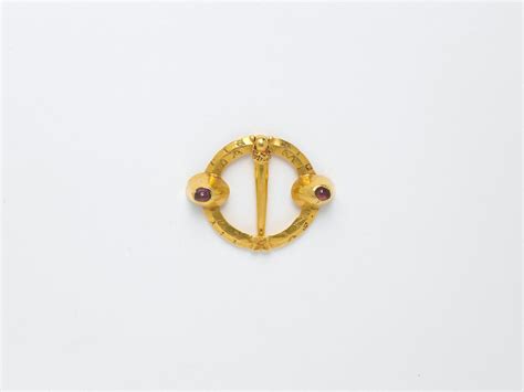 Ring Brooch French Or British The Met Metropolitan Museum Of Art
