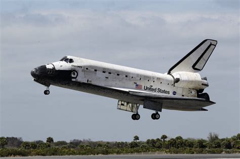 Space Shuttle Discovery Lands For Last Time Npr