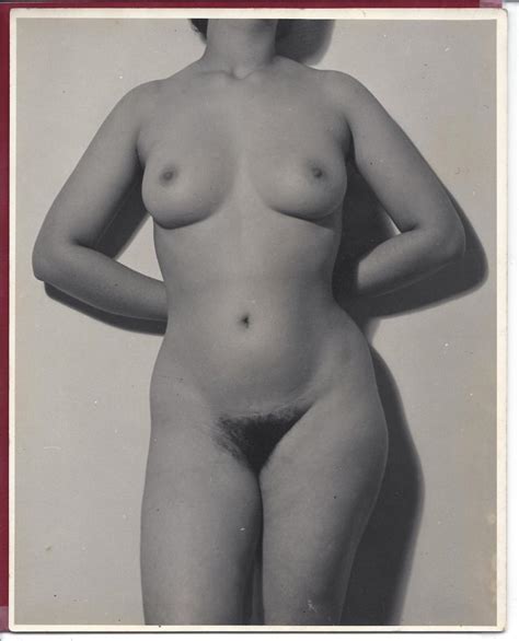 1950s Vintage Nude Photo~busty Boobs Perky Nipples Hairy Bush