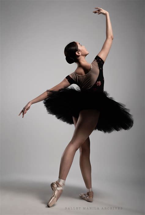 Pin By Elaine Nause On Dance Ballet Dance Photography Poses Dance
