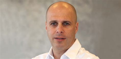 סמנכל החטיבה הקמעונאית פרטית בפרטנר פורש גלובס