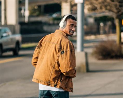 Jbl Tune Nc Wireless Over Ear Nc Headphones