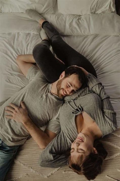Pin By Sizalia Ribeiro On VÍdeo Bdtn Couples Couple Photography